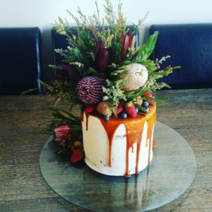 Made It Monday: Australian Native Flower Cake – Amy Laurens | Award ...